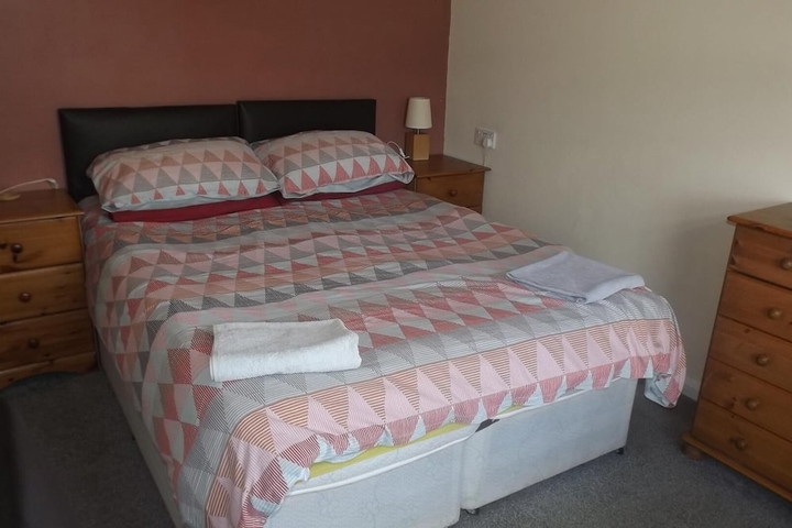 Two Bedroom Timber Lodge, Avonvale Holiday Lodges - Gloucestershire