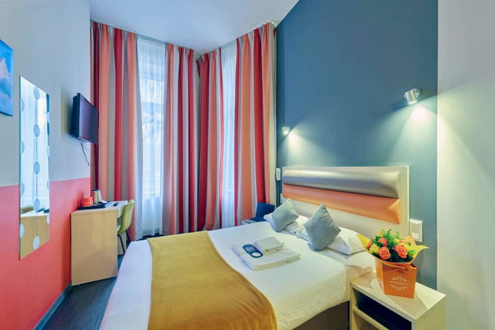 One Pet Friendly Unit W/ Two Beds | Near University Library & Strasbourg Museum - Strasbourg