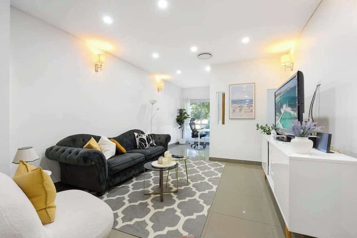 Spacious 5br Home Near Westmead And Parramatta - Blacktown