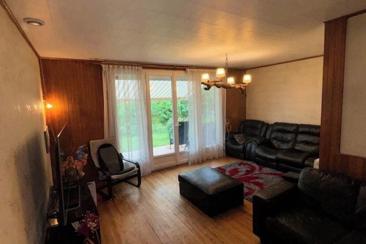 Family Haven With Large Enclosed Garden - Whole House 3 Bedrooms - Nemours