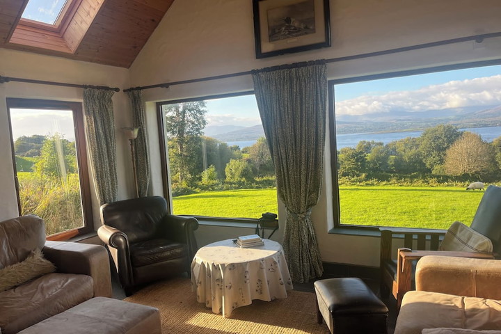 Stunning Views Beautiful Old Farmhouse Peaceful Overlooking  Bay & Mountains - Kenmare