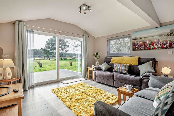 2 Bed In Ringwood (Oc-94272) - Ringwood