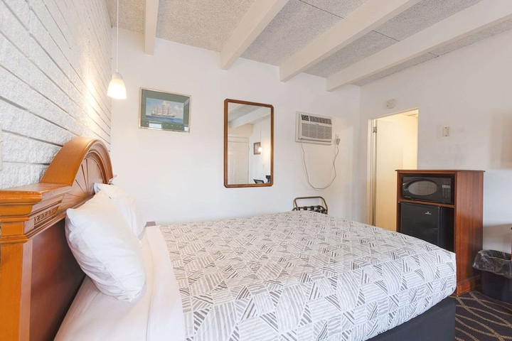 Queen Bed|smk|breezewood - 펜실베이니아