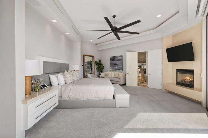 Private Haven In Gated Community | Modern Luxury | Ideal Location | Extended Stays Welcome - Palm Desert, CA
