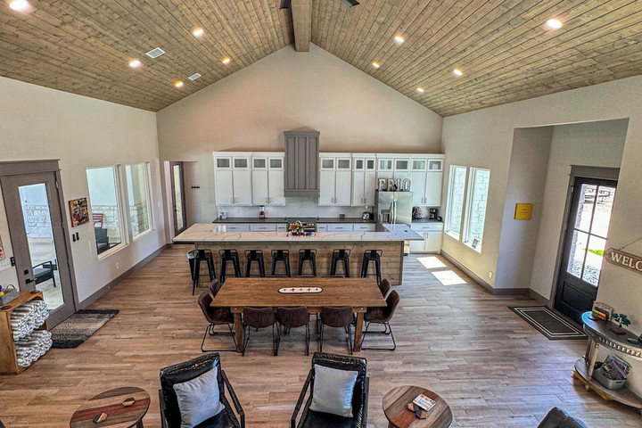 Pool Spa Frio River Golf Sleeps 30 - Utopia, TX