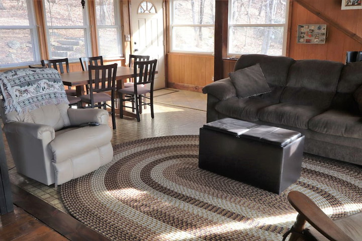 Mountain Retreat W/ Great Views, Large Hot Tub, Great Wifi, Near Luray Caverns - Stanley, VA