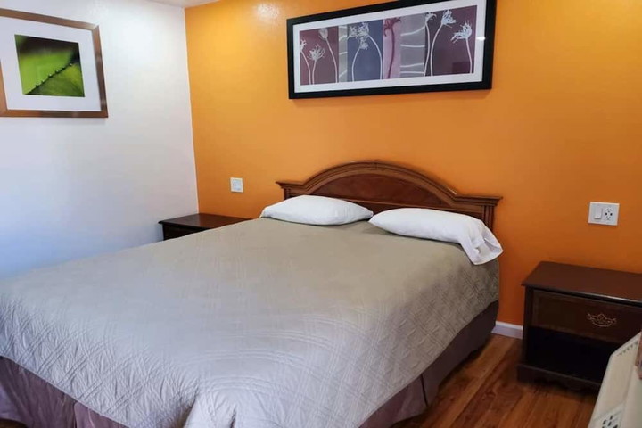 Cama Queen No Fumadores - Castro Valley, CA