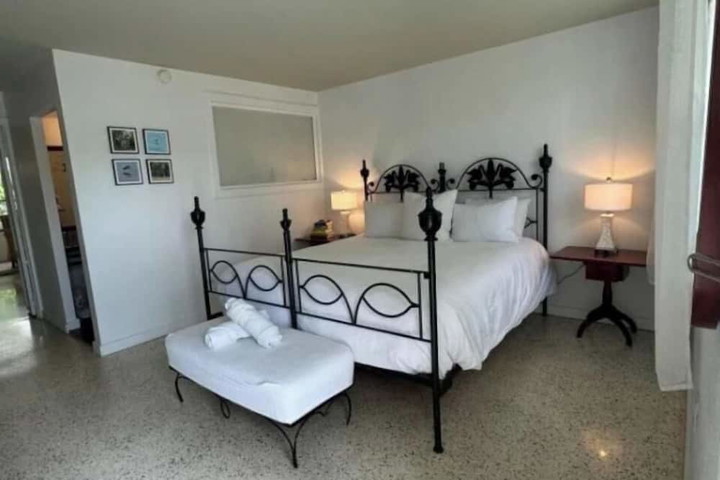Peaceful Garden King Suite Islamorada Gem - Gumbo Limbo Suite - Islamorada, FL