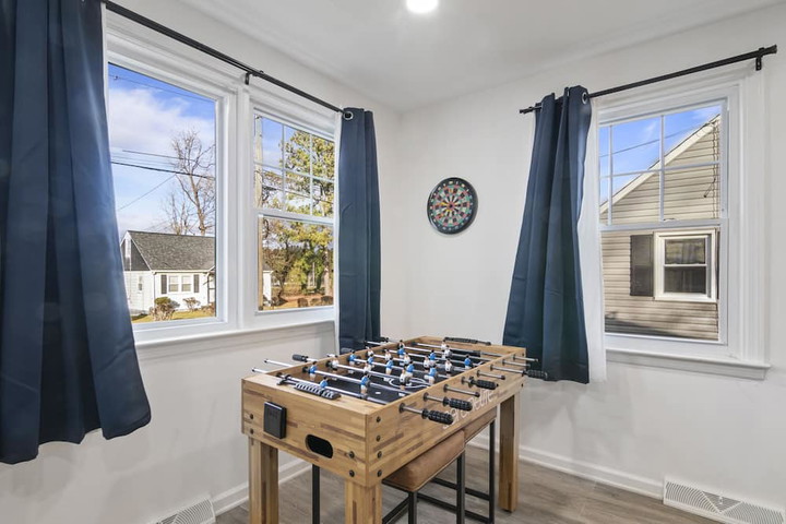 Cozy Private Family Palace Near Bwi, Pet-friendly - Baltimore, MD