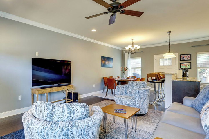Walk To Campus! Auburn Escape W/ Grill - Auburn, AL