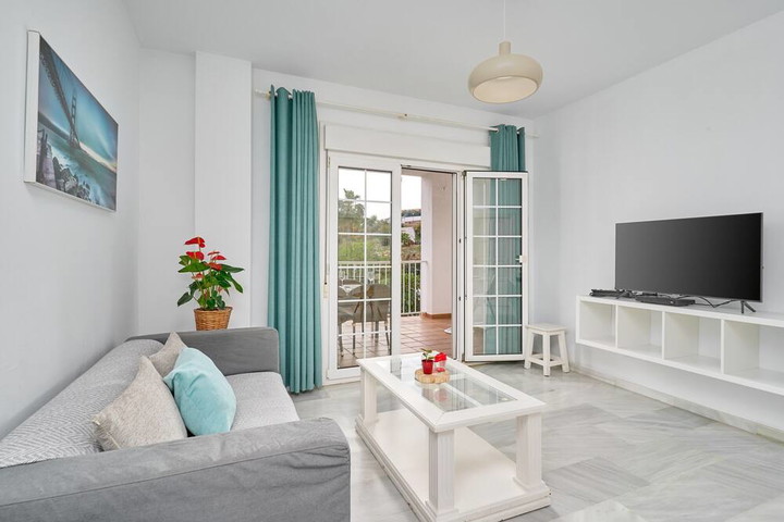 Apartment '3' Mit Gemeinschaftspool, Wlan Und Klimaanlage - Nerja