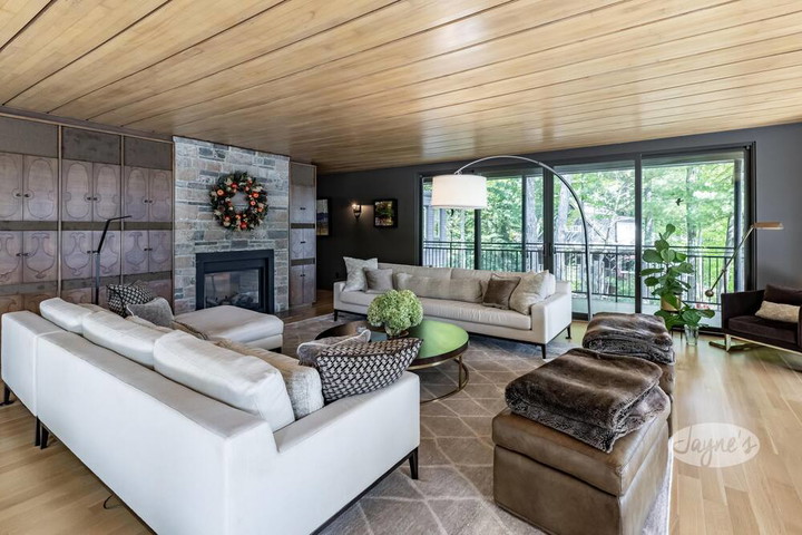 Lakefront Masterpiece In The Heart Of Huntsville - Indoor Pool Too! - Huntsville
