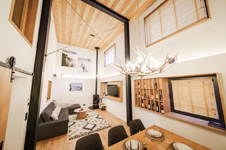 Chalet Charm - Private Mountain Retreat With Sauna, Jacuzzi & Kids Playroom - Bansko