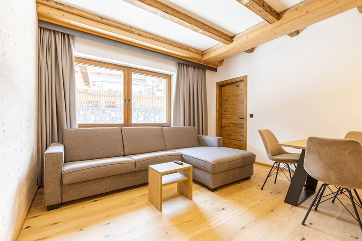 Appealing Apartment In Tyrol Near Skiing - Reutte