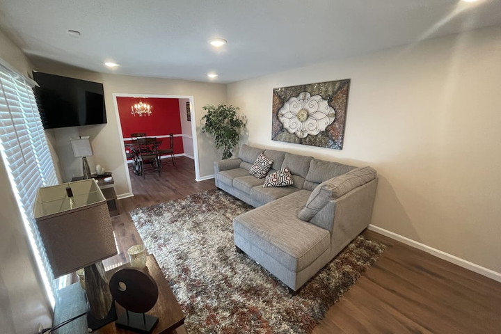 Cheerful 3 Bedroom House In A Quiet Neighborhood - Albany, GA