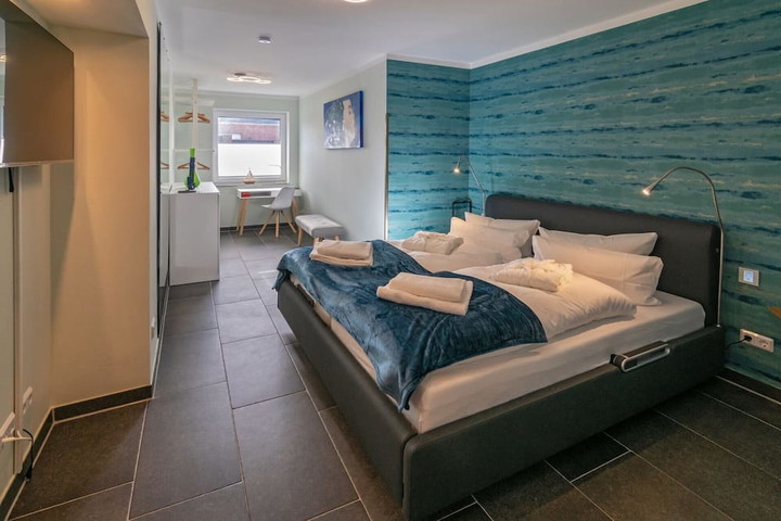 Luxus Ferienhaus Voslapp Für 6 Personen Mit Pool, Sauna, Fitnessraum Und Eigen - Norden