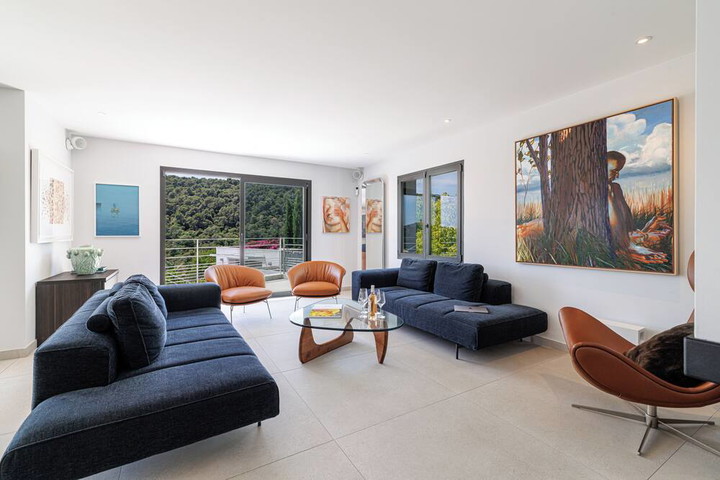 Luxurious Villa, Fully Renovated, Artsy, Private Pool, Ac & Stunning Views! - Carros