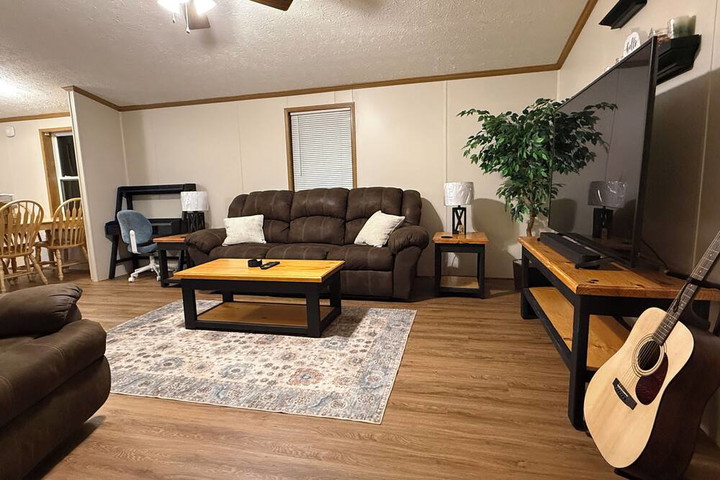 Hay Rake Country Acres-peaceful Getaway - 4br, 2ba - Sleeps 8 - 伊利諾伊州