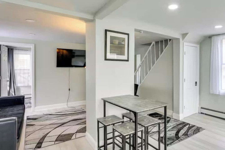 3-bedroom House In Pleasant Jersey City With Ac For Relaxing Stays - Jersey City, NJ