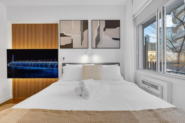 Sherbrooke 101 Downtown Montreal | Balcony, Queen Bed, Sofa Bed, Parking & Tv - Brossard