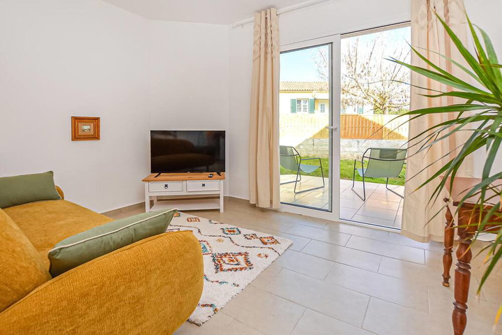 2 Bedroom Lovely Home In Aleria - Aléria