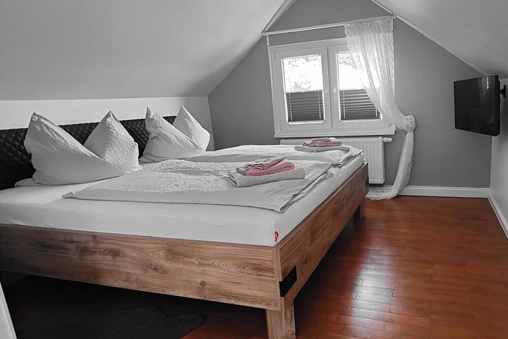 Vacation Home Am Rehberg Apartment On The Upper Floor - Eisenach