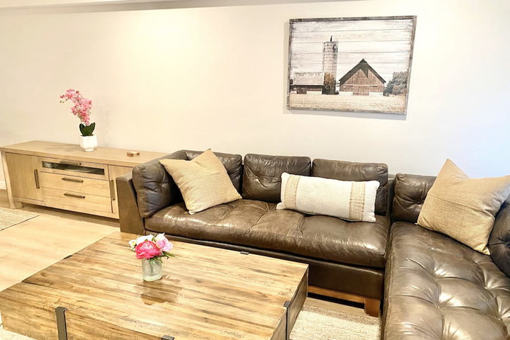 Remodeled 2-bedroom Condo In Vail - New Listing - Vail, CO