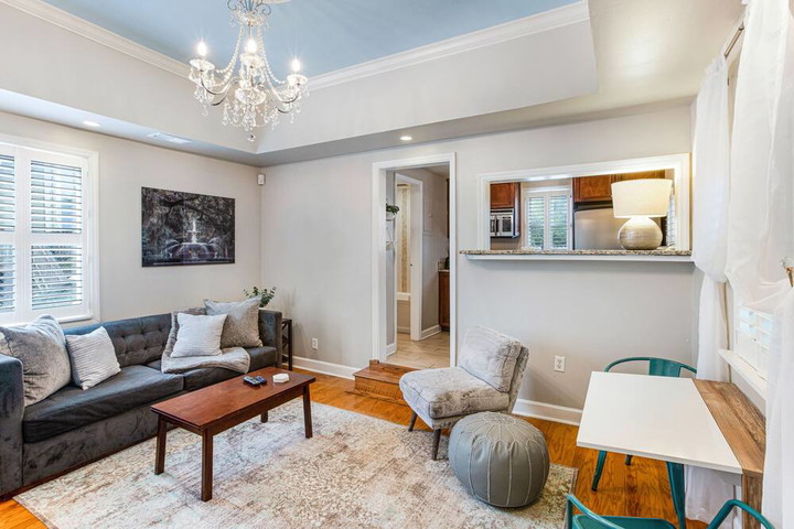 Charming Cottage Steps Away From Forsyth Park By Lucky Savannah - Savannah, GA