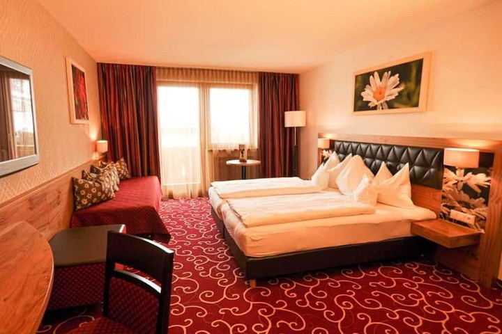 Dreibettzimmer - Hotel Rettenberg - Hall in Tirol
