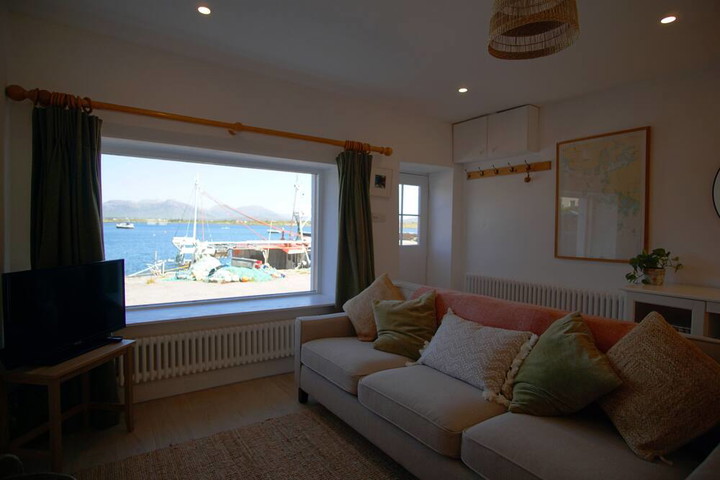 Roundstone Quay Cottage - Galway