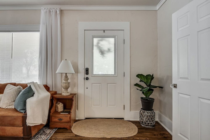 Casa Del Paseo | 3 Br Charmer - Boathouse District - Oklahoma City