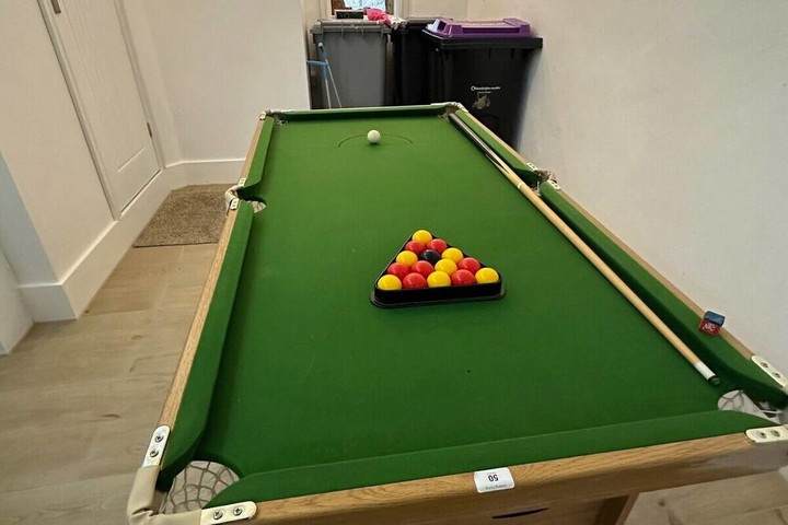 Central 3-bed House Near Train Station - Stamford