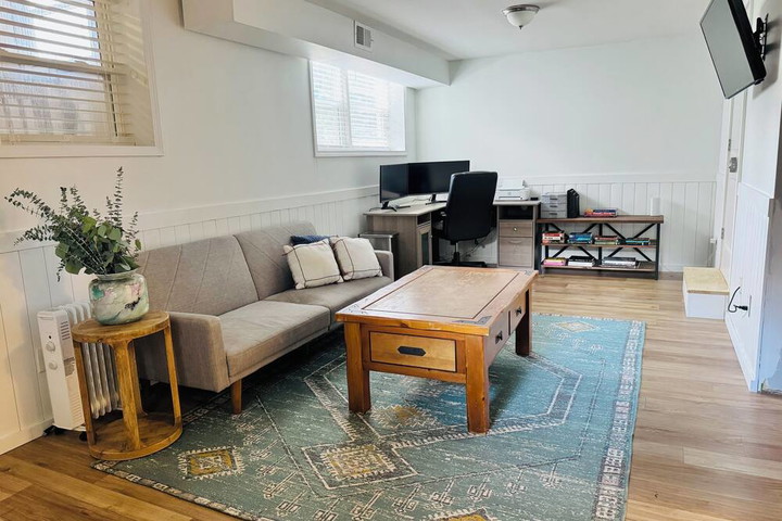 Charming 1-bedroom Apartment In Wonderful Marietta. Walk To The Square! - Kennesaw, GA