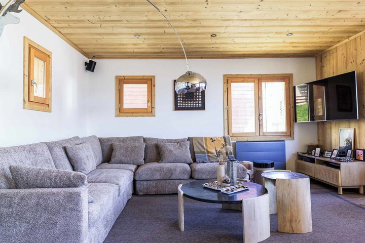Magnifique Chalet Familial Avec Une Vue Panoramique - Césane