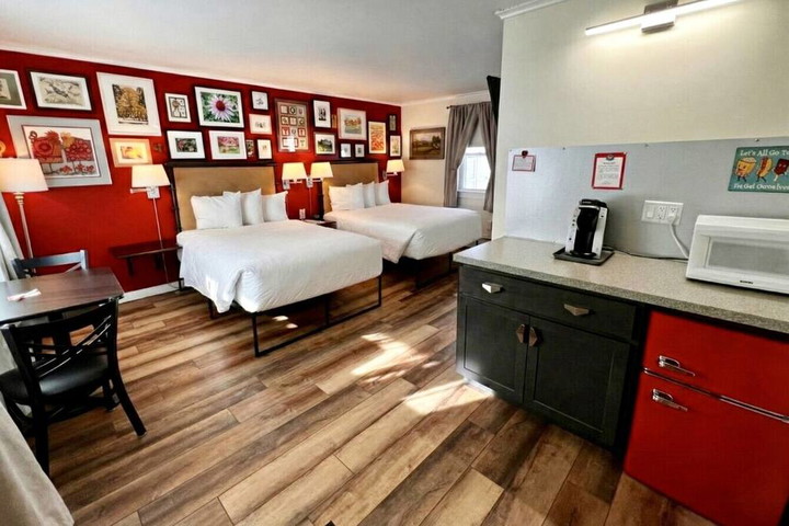 Sleep Woodstock - 2 Double Beds - Dog Friendly - Woodstock, VT