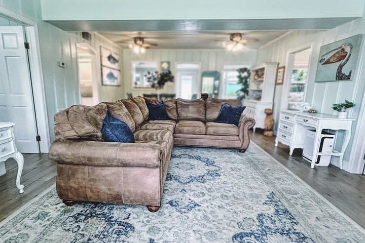 The Salty Otter, Chilled/heated Splash Pool, Fishing, Boating, Downtown Stuart - Stuart, FL