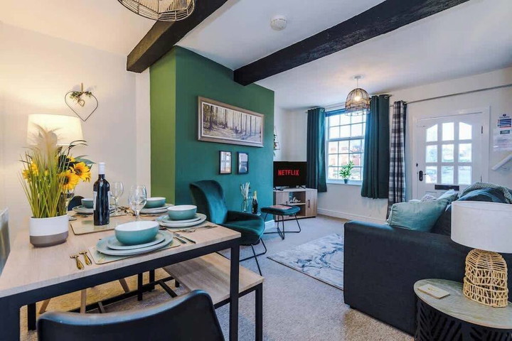 Cosy House, Amazing Location, Perfect For Couples! - 