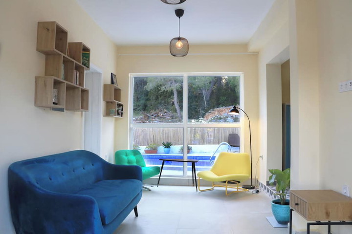 Charming 4-bedroom House With Pool View, Surrounded By A Garden In Rukavac, Vis - Vis