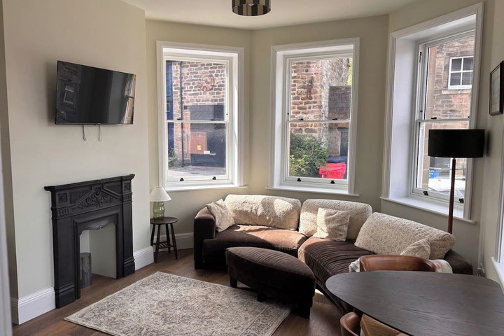 Holt Hall - Ground Floor Apartment, Pet Friendly In Matlock - 馬特洛克