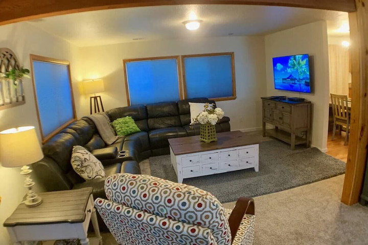 Cozy Cascade Retreat - Cascade, ID