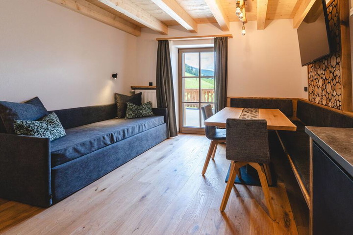 Apartment 'Wald' With Mountain View, Private Terrace And Wi-fi - Sexten