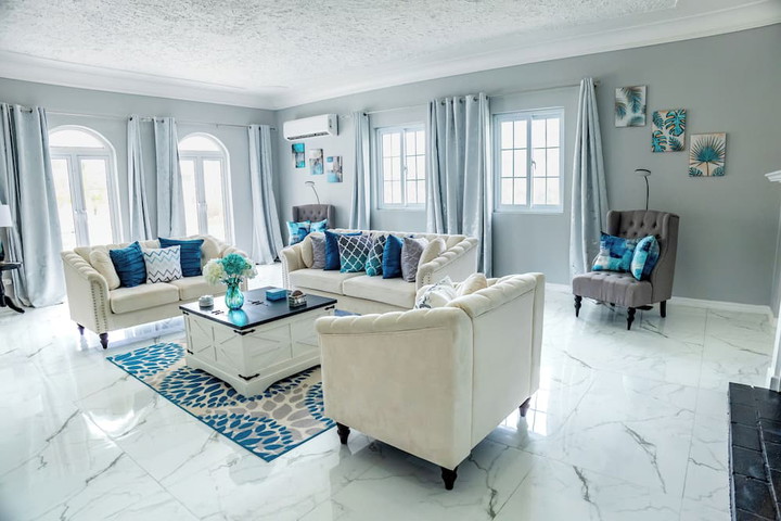 Paradise In Bloom - Spacious  5-bedroom Caribbean Estate In Cable Beach, Nassau. - Nassau