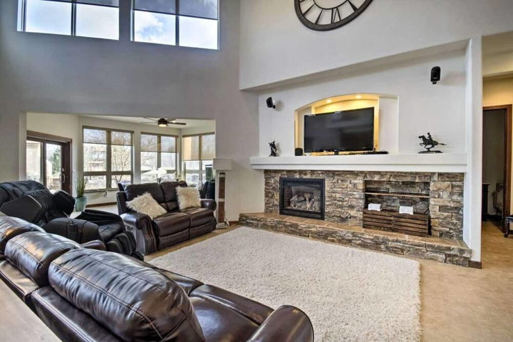 Resort Style Family Fun With Guest House - Brighton, CO