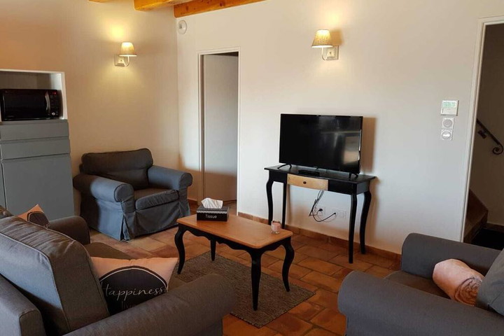 Mas St-jean : Charme, Clim & Jardin En Provence - Beaucaire