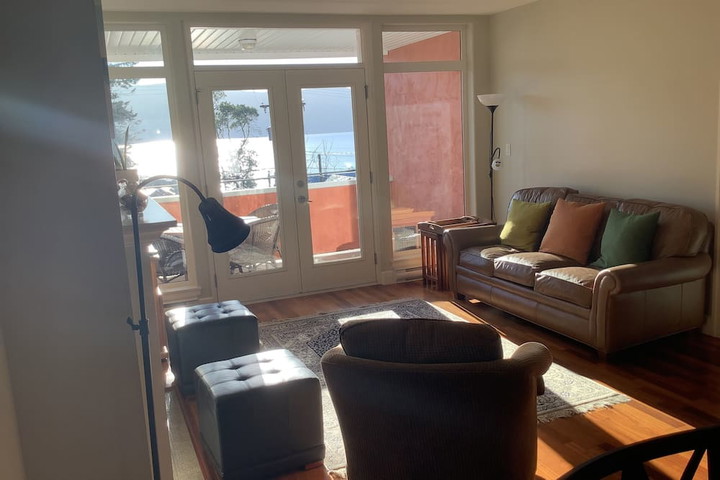 Heart Of Vesuvius Oceanview Well-appointed Condo - Salt Spring Island