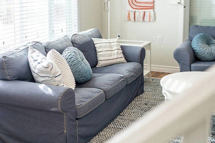 Full Kitchen And Laundry In Large Lakeview Studio Suite - Prince Edward County