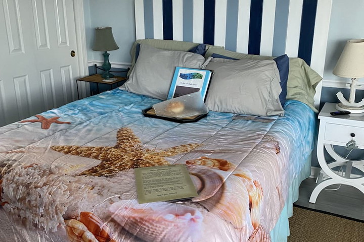 Nautical,  Romantic Suite W/deck Overlooking Warwick Neck Cove, Pet-friendly! - Rhode Island