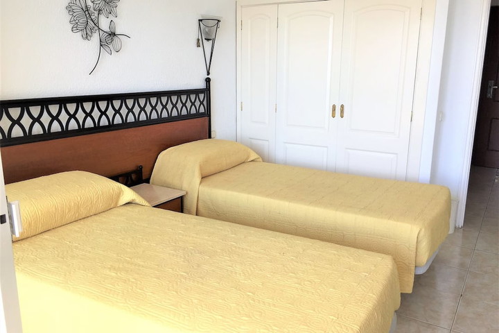 1 Bed Hotel Apt. In Costa Adeje, Few Minutes Walk To Beach, Shops & Restaurants - Adeje