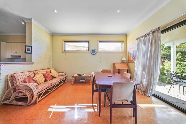 Coachman's Cottage - Cosy Charm, Pets Welcome - Orange