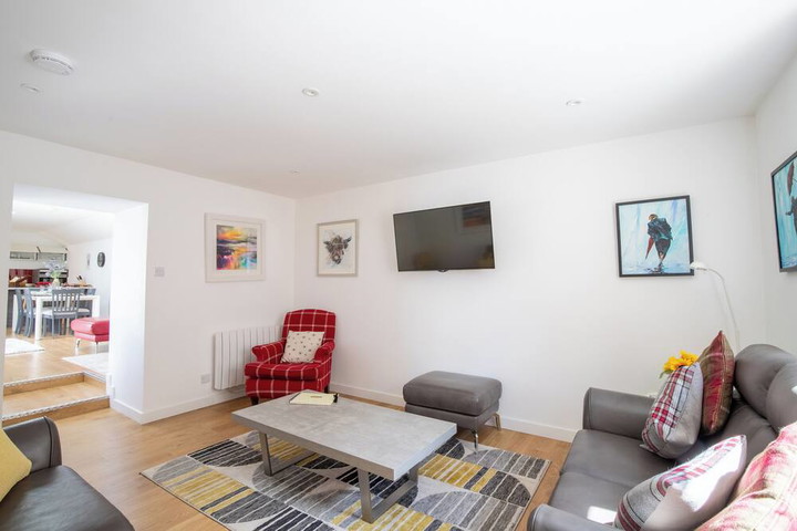 A Charming Cottage In The Heart Of Ballater, With A Beautiful & Modern Interior - Balmoral Castle
